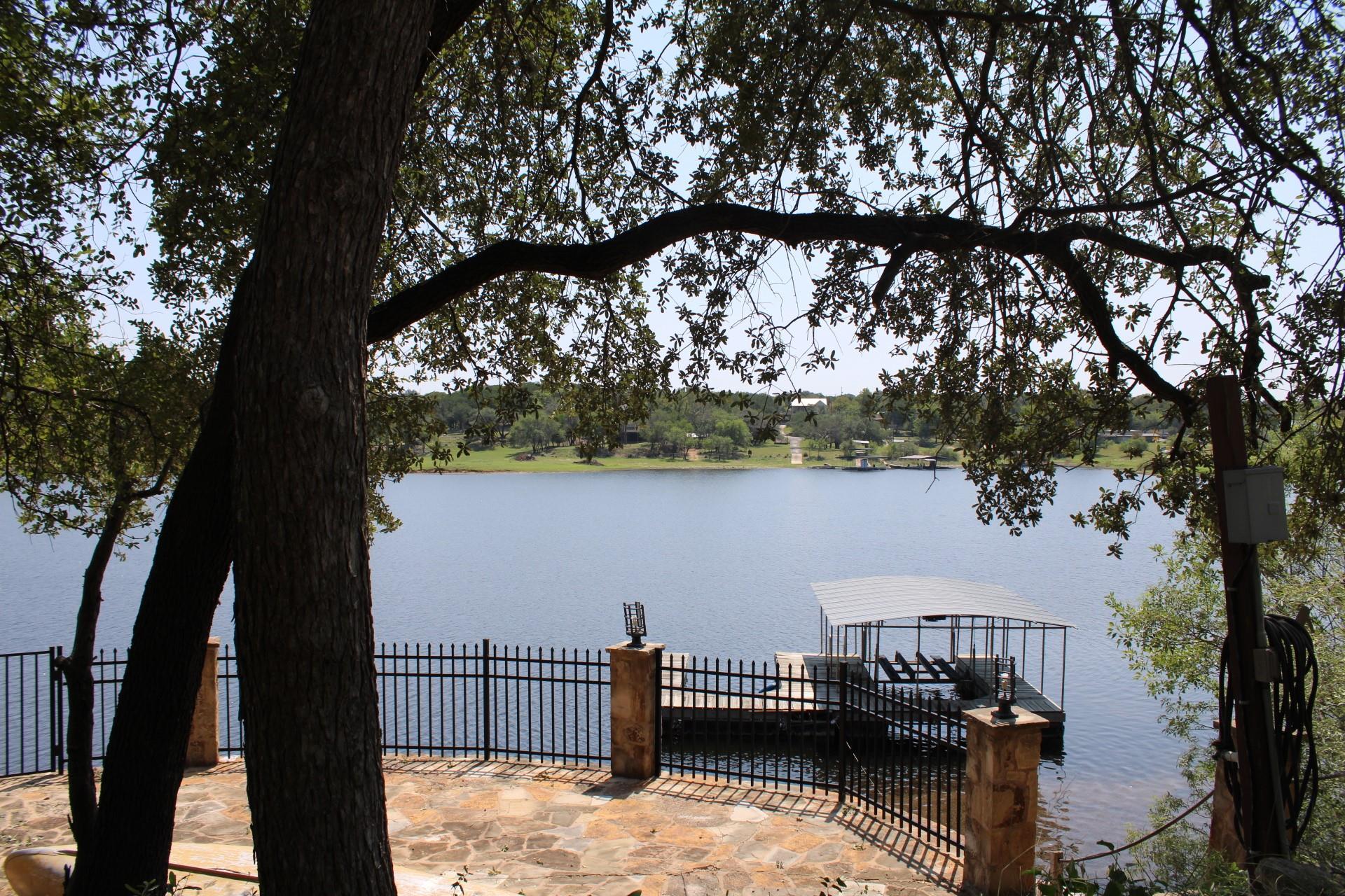25421 Pedernales Point DR, Spicewood, TX - lhrmls-02866175 - LakeHomes.com