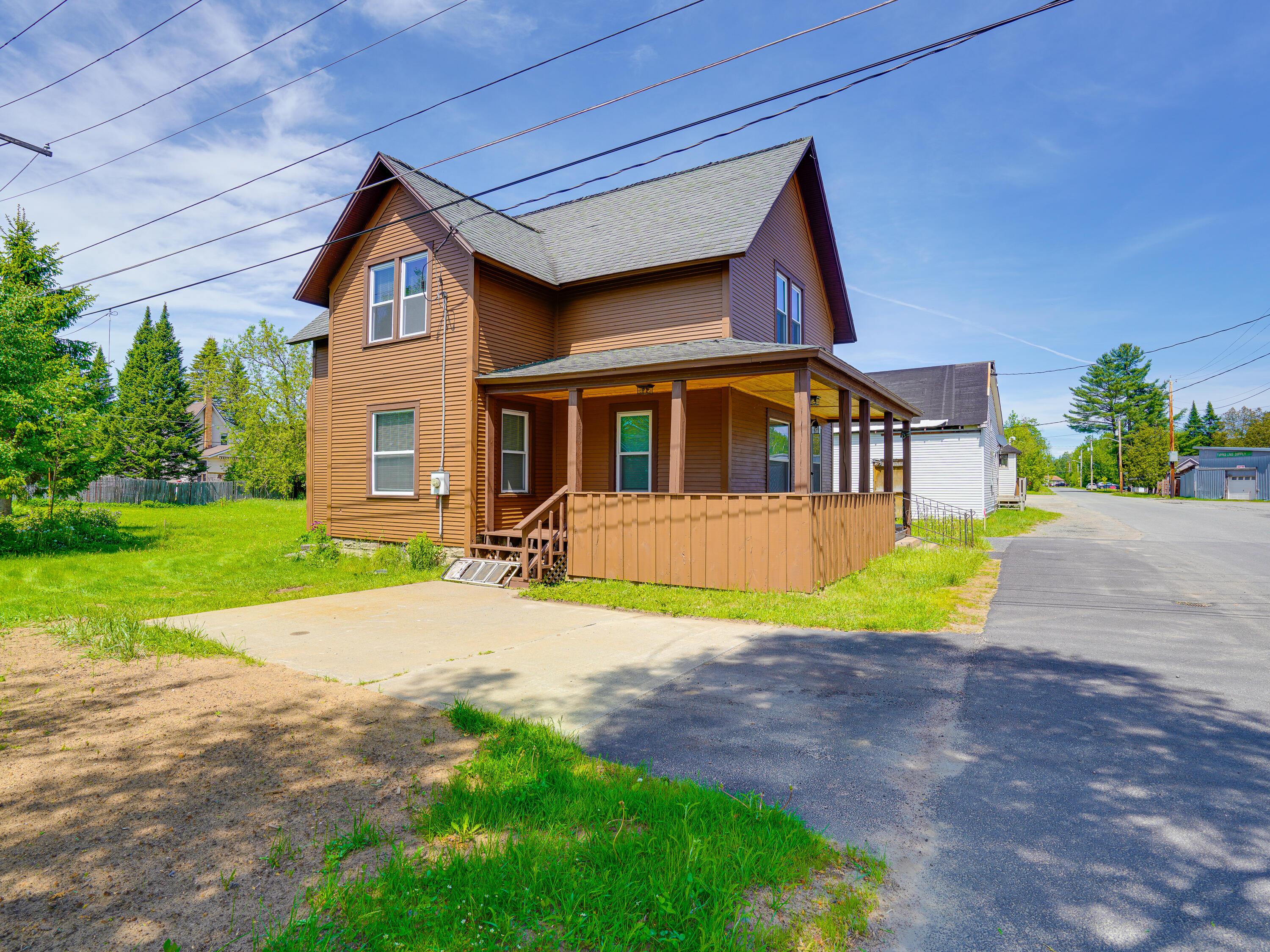 47 Cedar Street, Tupper Lake, NY - lhrmls-01974717 - LakeHomes.com 47 Cedar Street, Tupper Lake, NY - lhrmls-01974717 - LakeHomes.com