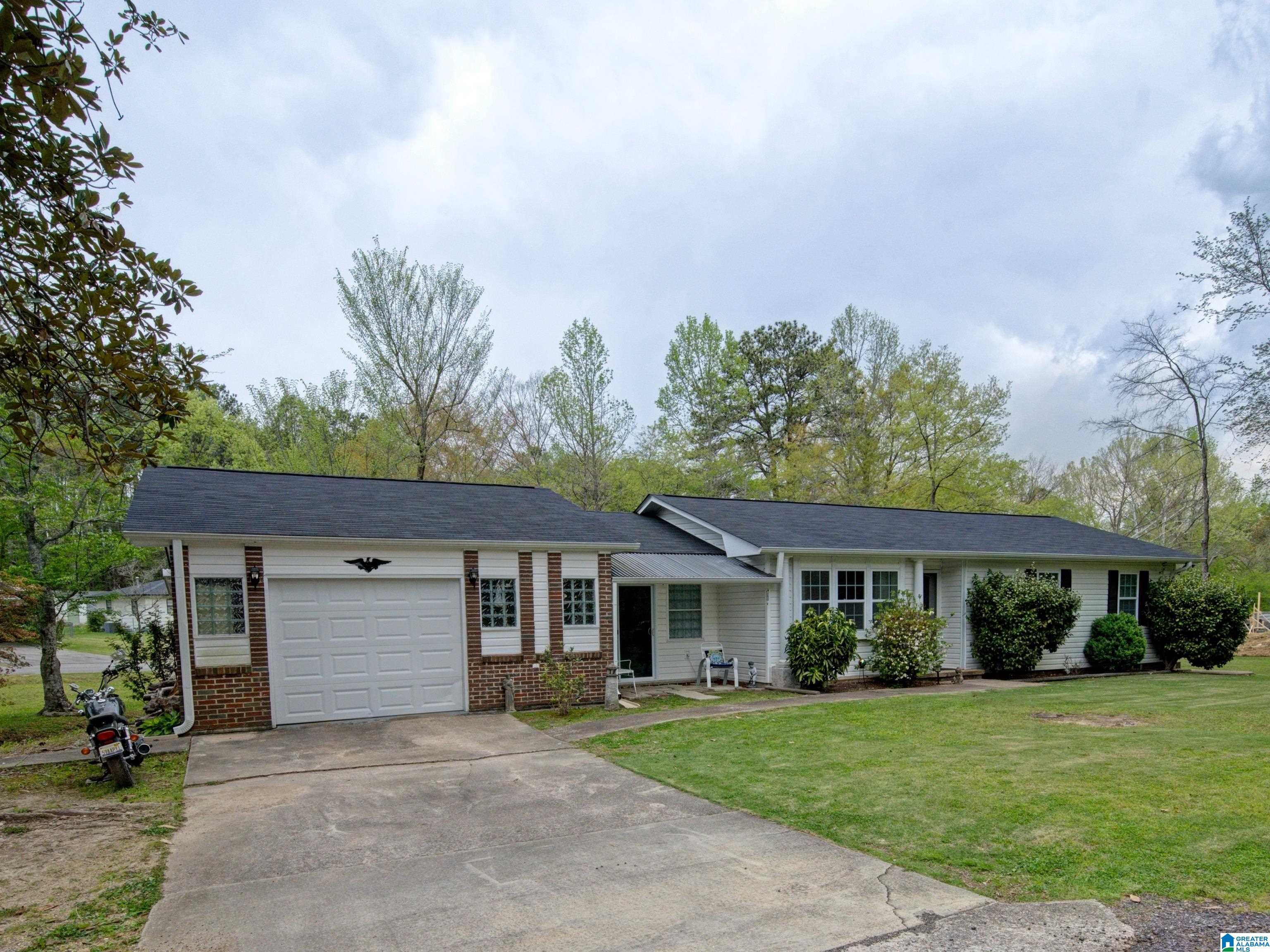 225 KAY STREET, PELL CITY, AL - lhrmls-02117085 - LakeHomes.com