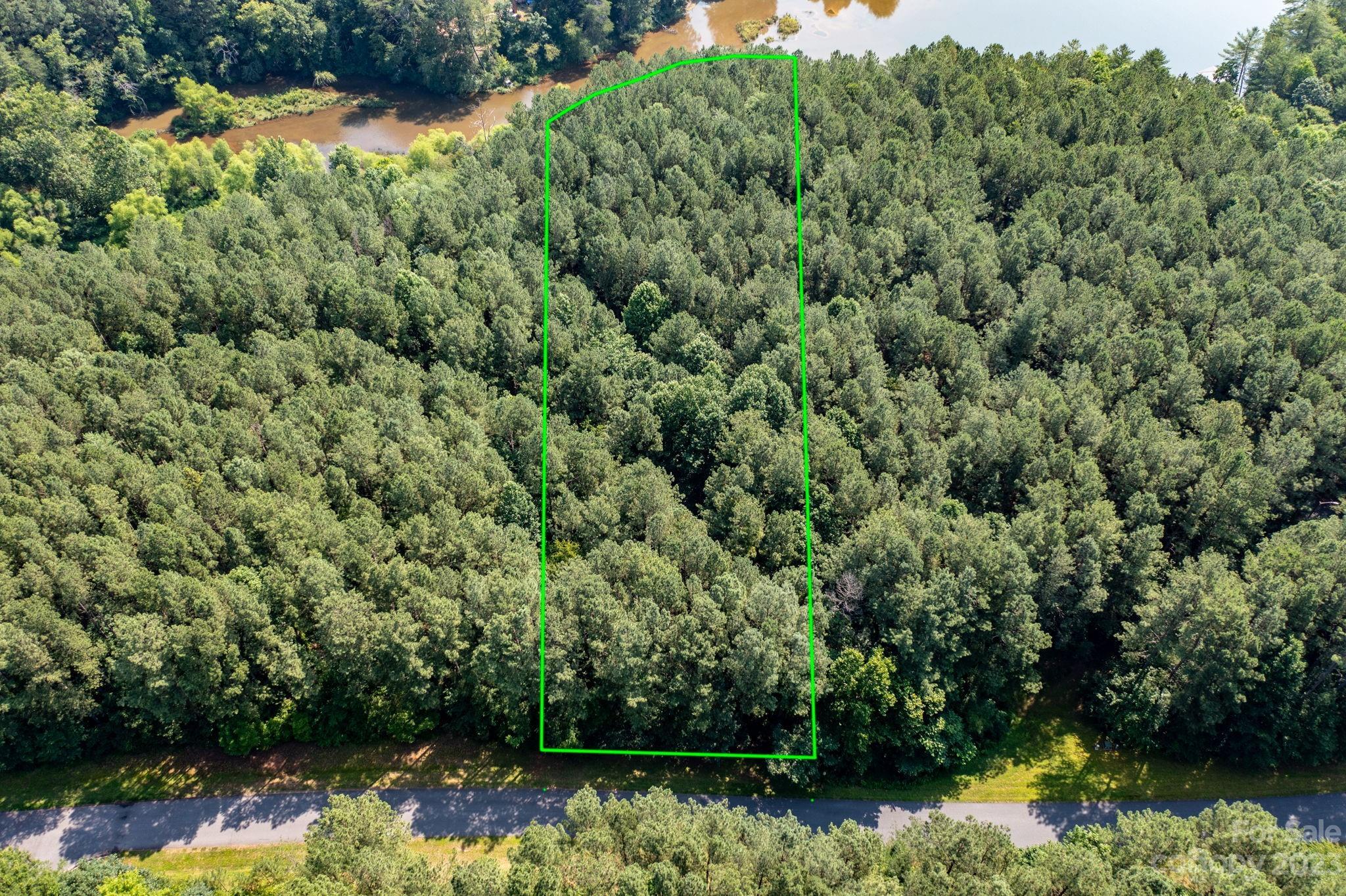 6092 Plantation Pointe Drive, Granite Falls, NC - lhrmls-01699981 ...