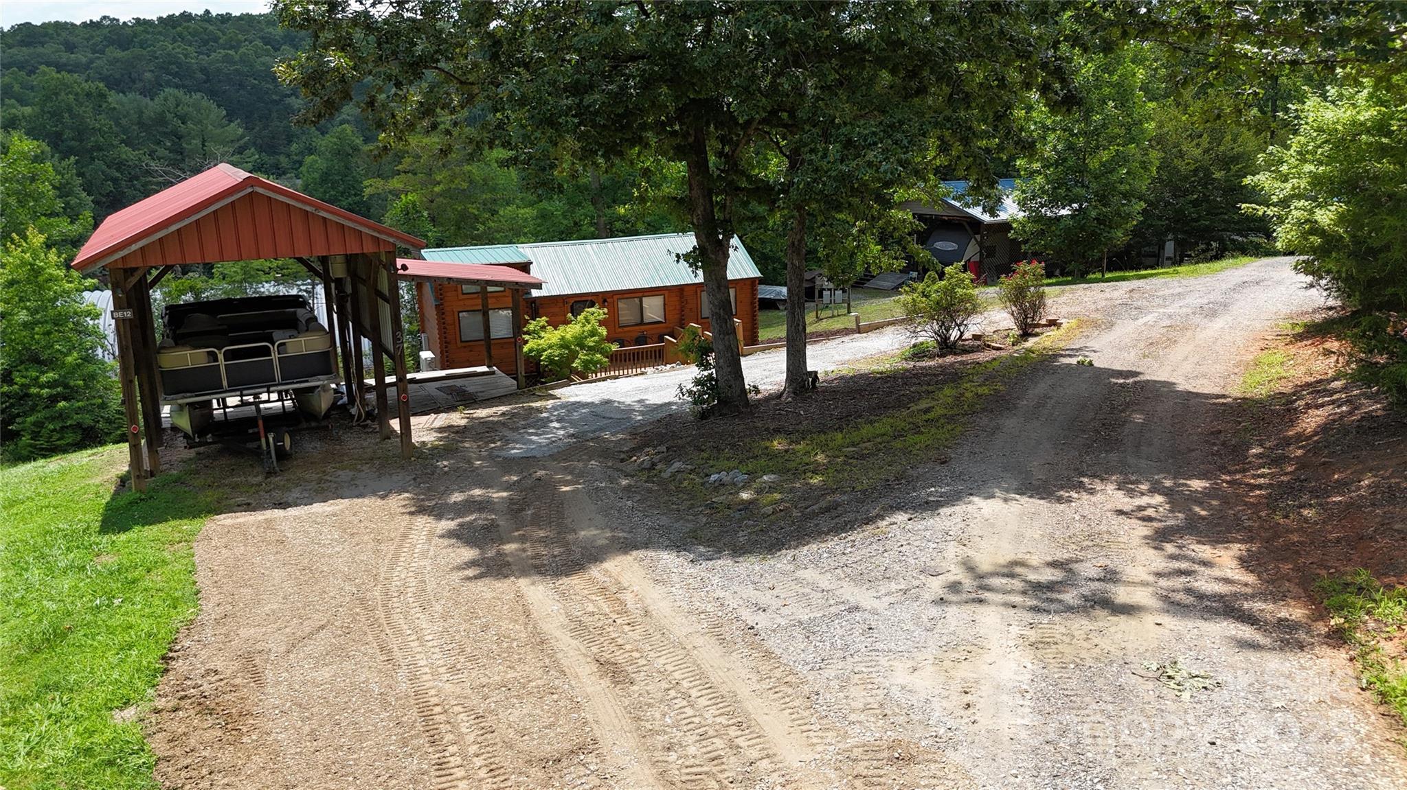 37 Bream Loop Road, Marion, NC - lhrmls-03372168 - LakeHomes.com
