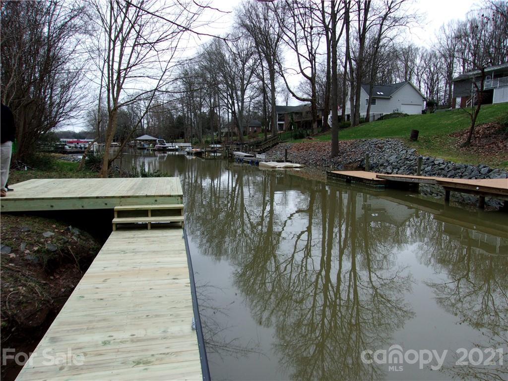 303 Wood Duck Loop, Mooresville, NC - lhrmls-00933256 - LakeHomes.com