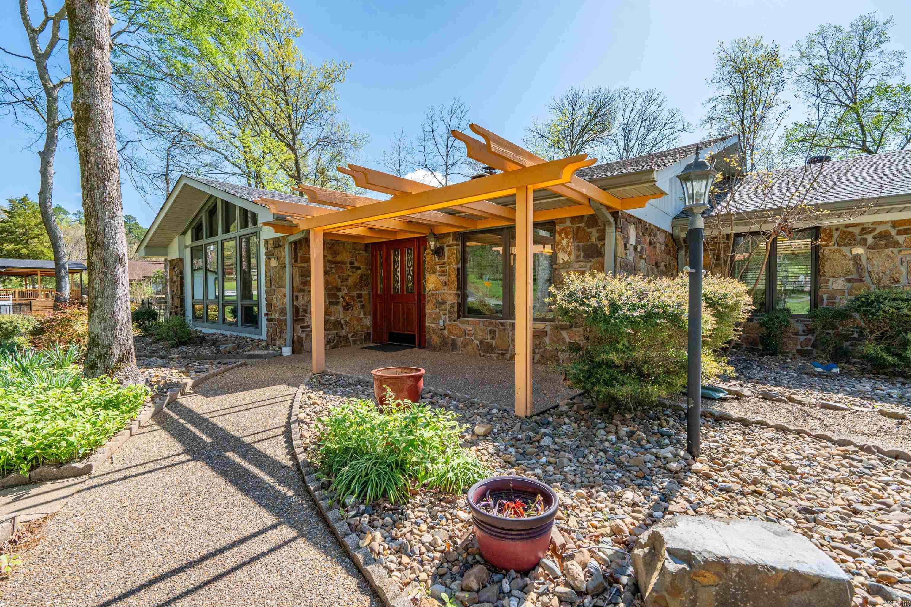 1090 Rock Creek Road, Hot Springs, AR - lhrmls-02908030 - LakeHomes.com