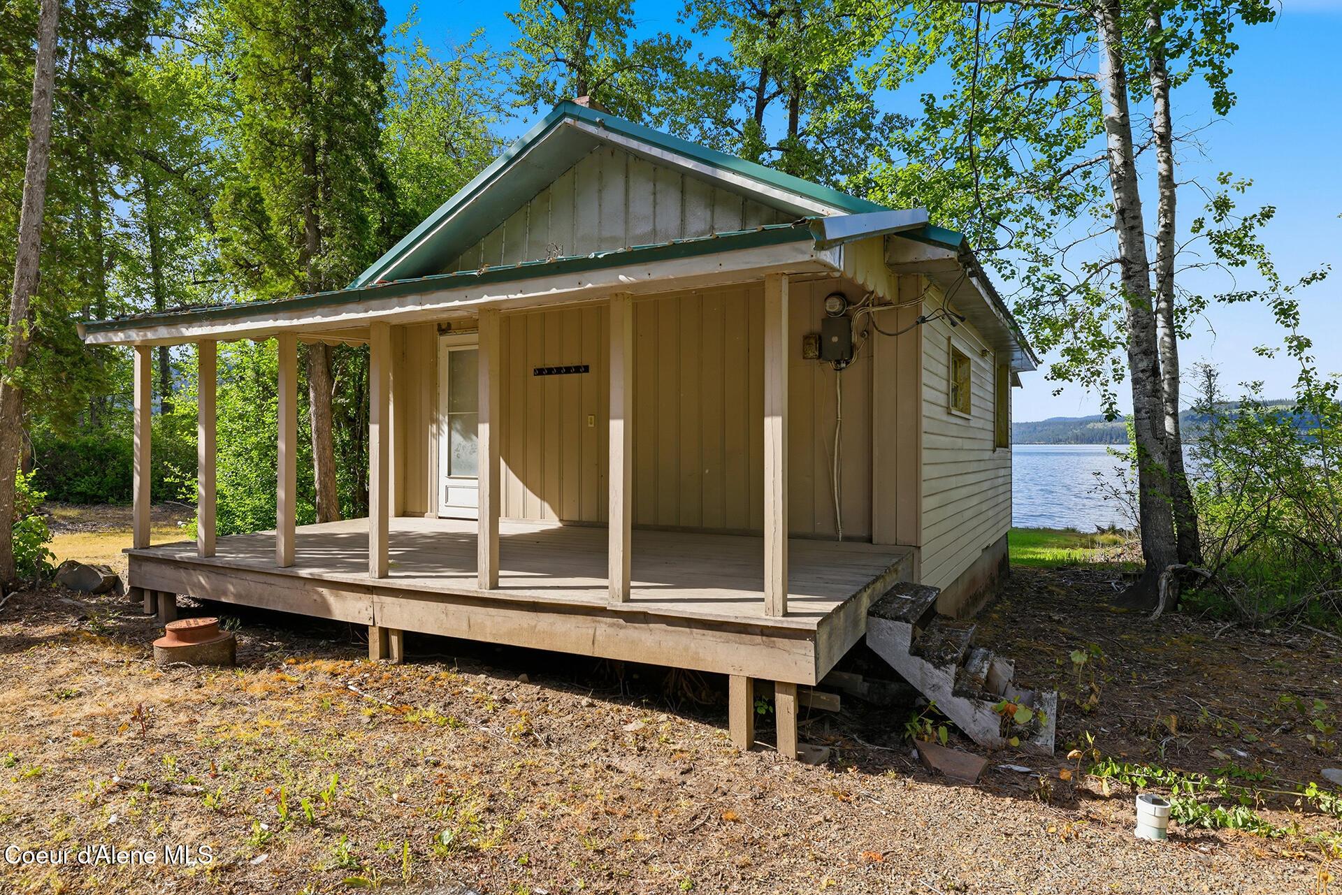 Lake Cabin E 6000 Highway 5, Plummer, ID - lhrmls-04197411 - LakeHomes.com