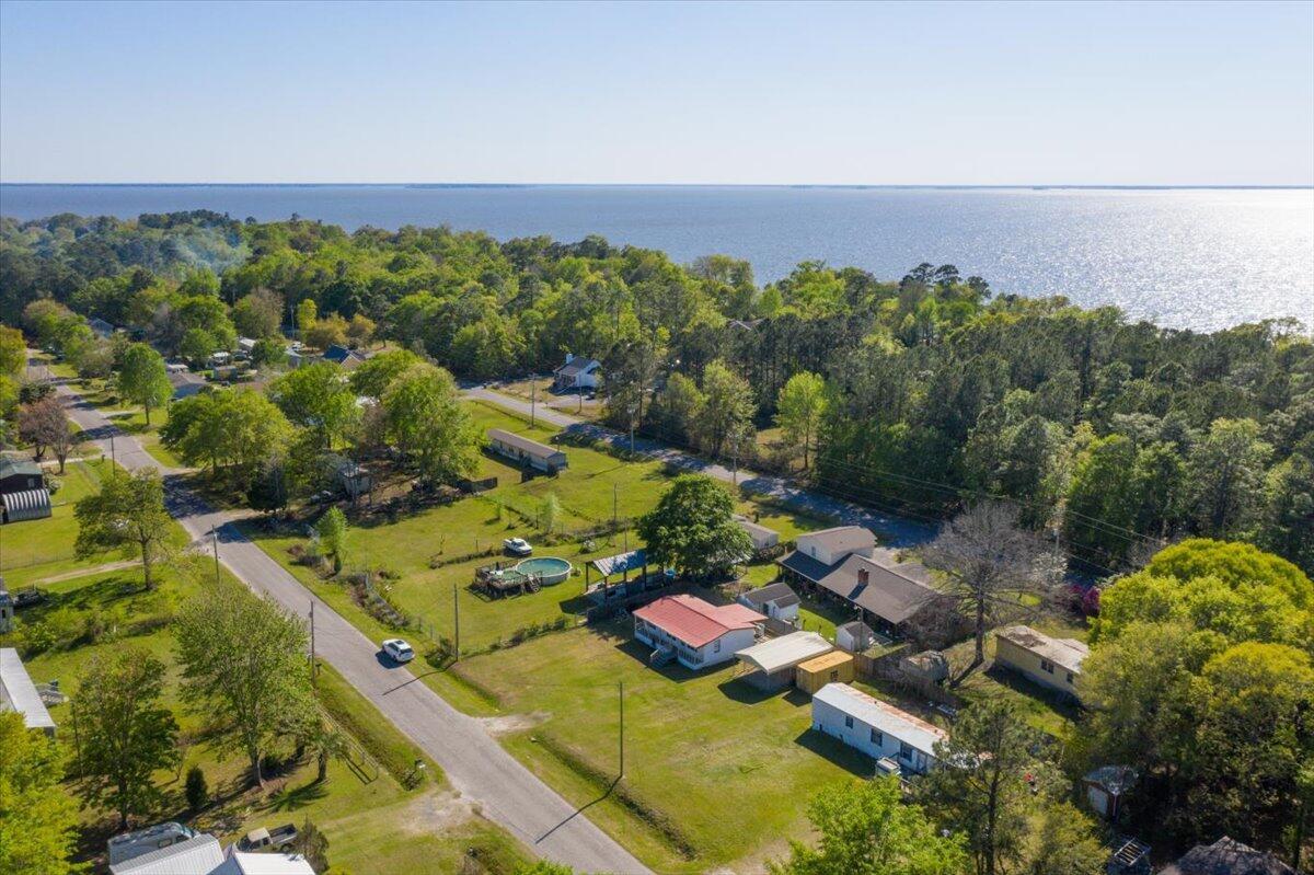 151 Dawsey Drive, Bonneau, SC - lhrmls-02101821 - LakeHomes.com