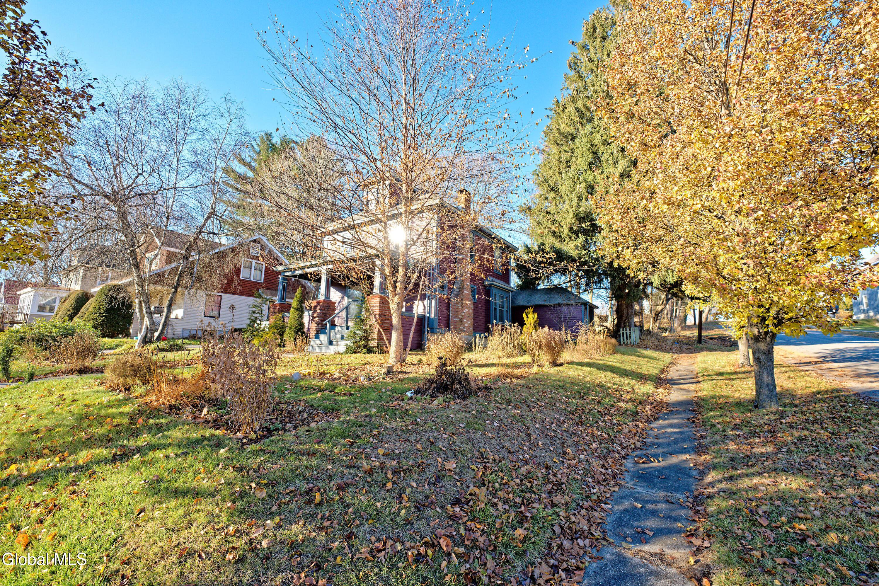 18 1st Avenue, Mayfield, NY - lhrmls-03698323 - LakeHomes.com