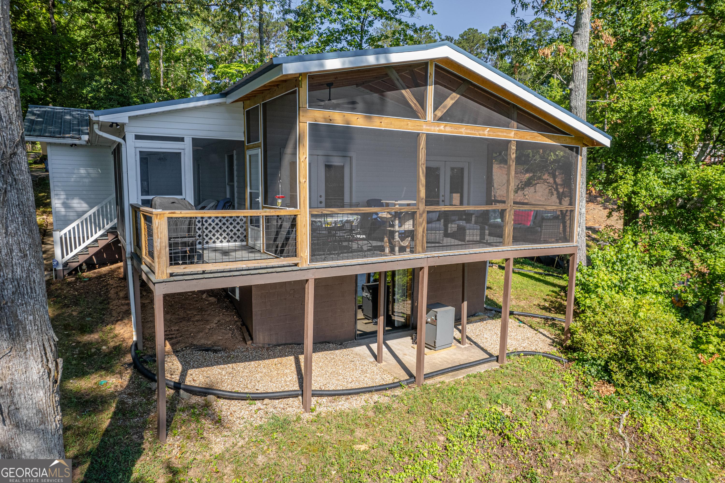 183 Pinewood Drive, Eatonton, GA - lhrmls-02218116 - LakeHomes.com