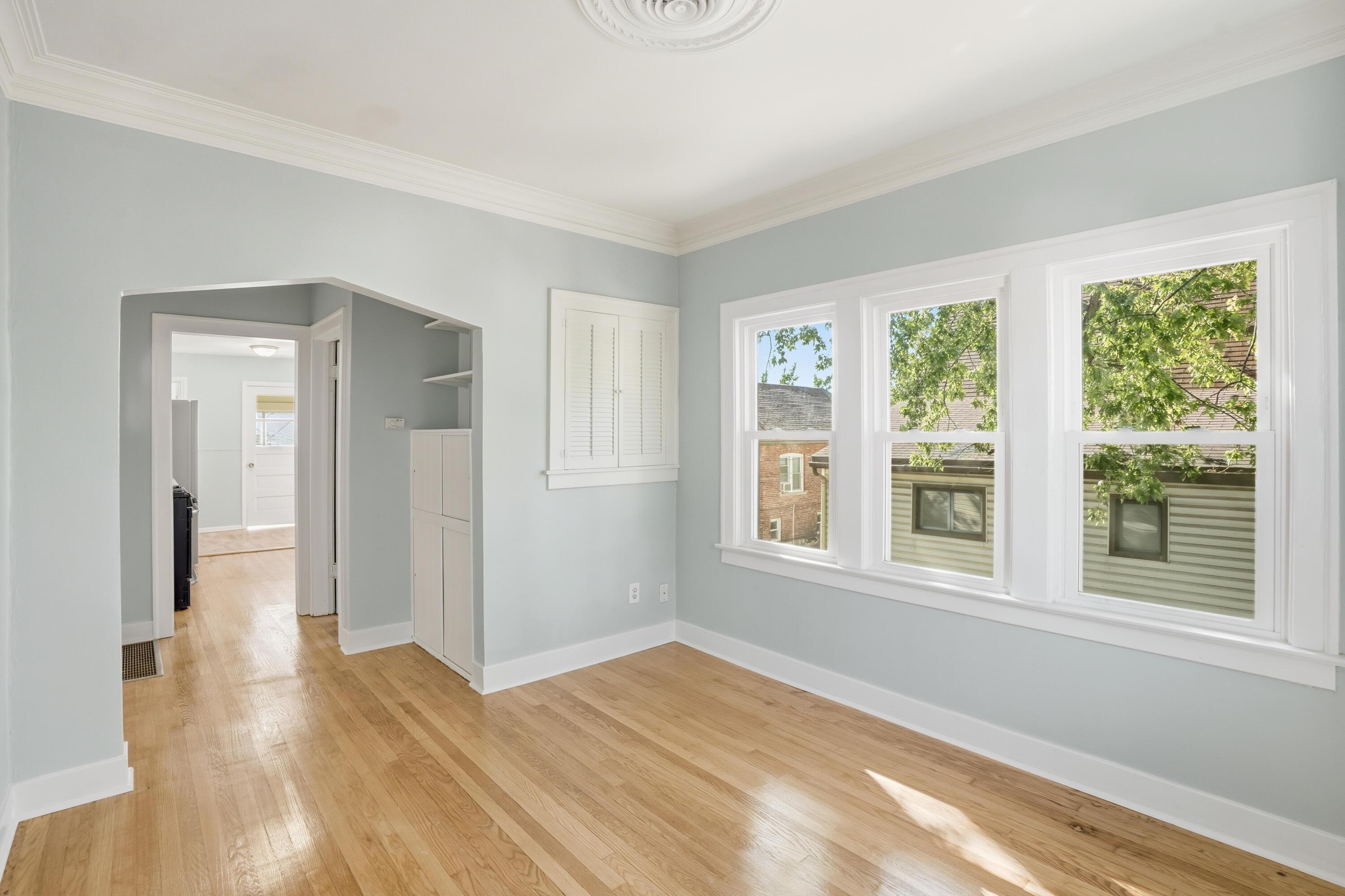 2027 Indianapolis Boulevard, Whiting, IN - lhrmls-03529050 - LakeHomes.com