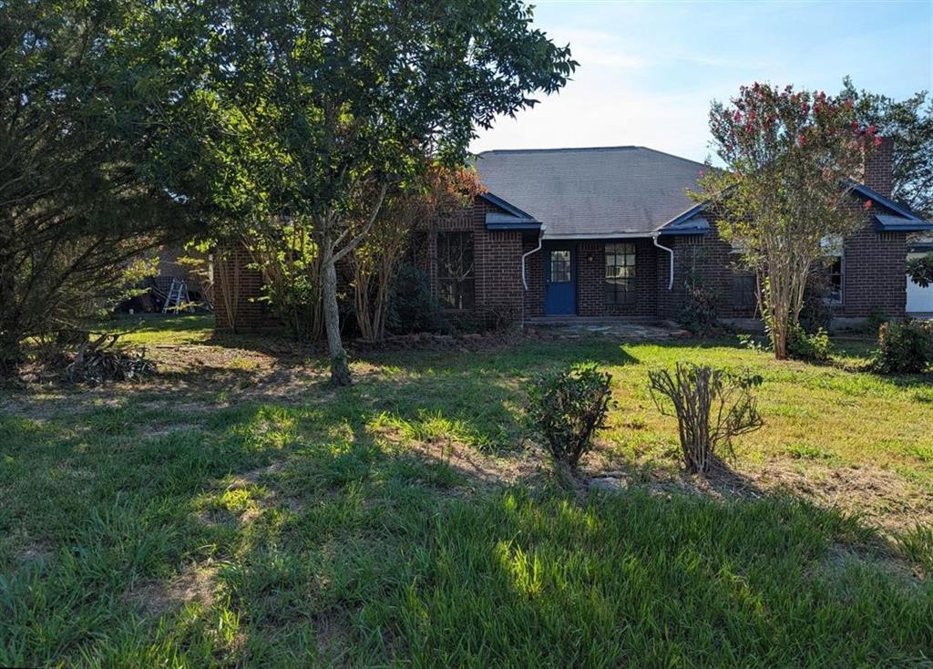 10424 Valley Drive, Willis, TX - lhrmls-01721891 - LakeHomes.com