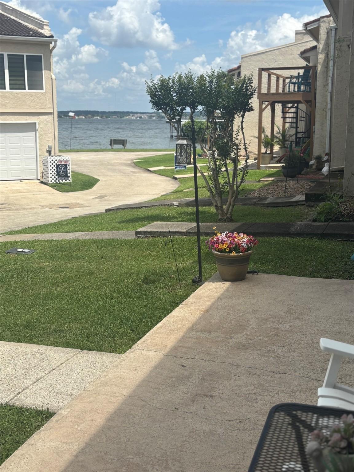 39 Regency Point, Montgomery, TX - lhrmls-02965488 - LakeHomes.com
