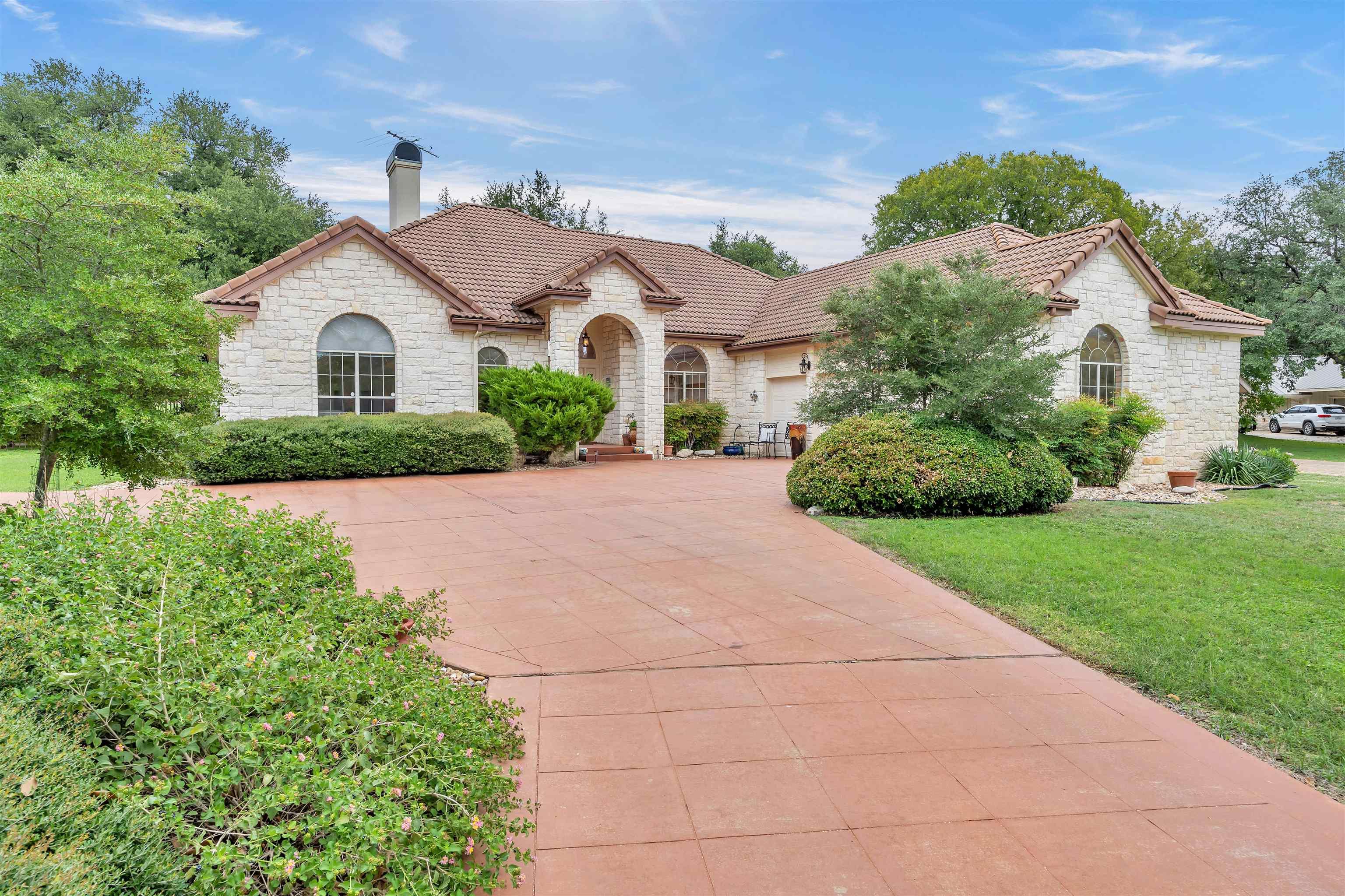 201 Lasso, Horseshoe Bay, TX - lhrmls-02836205 - LakeHomes.com