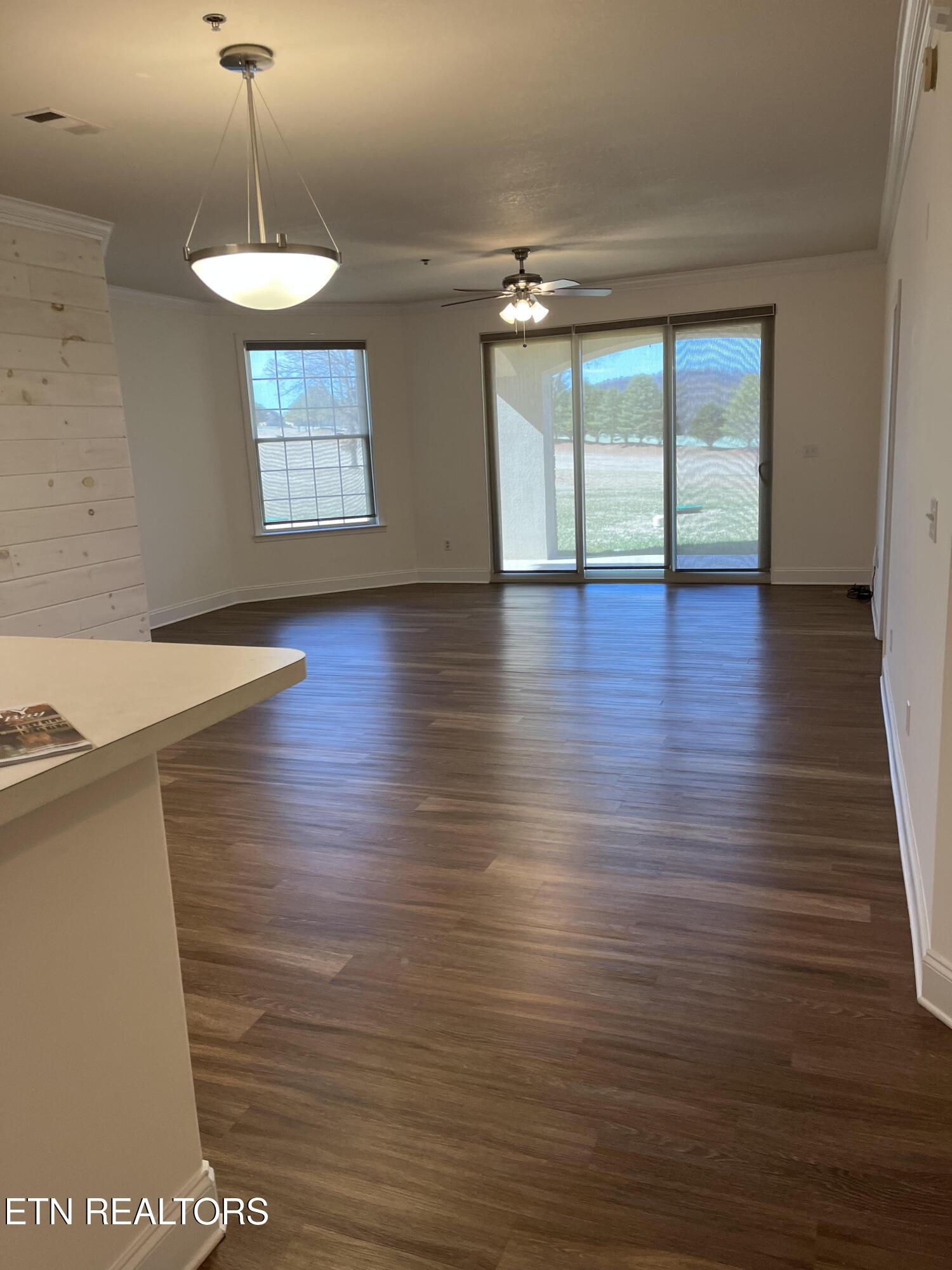 565 Rarity Bay Pkwy, Vonore, TN - lhrmls-03485256 - LakeHomes.com