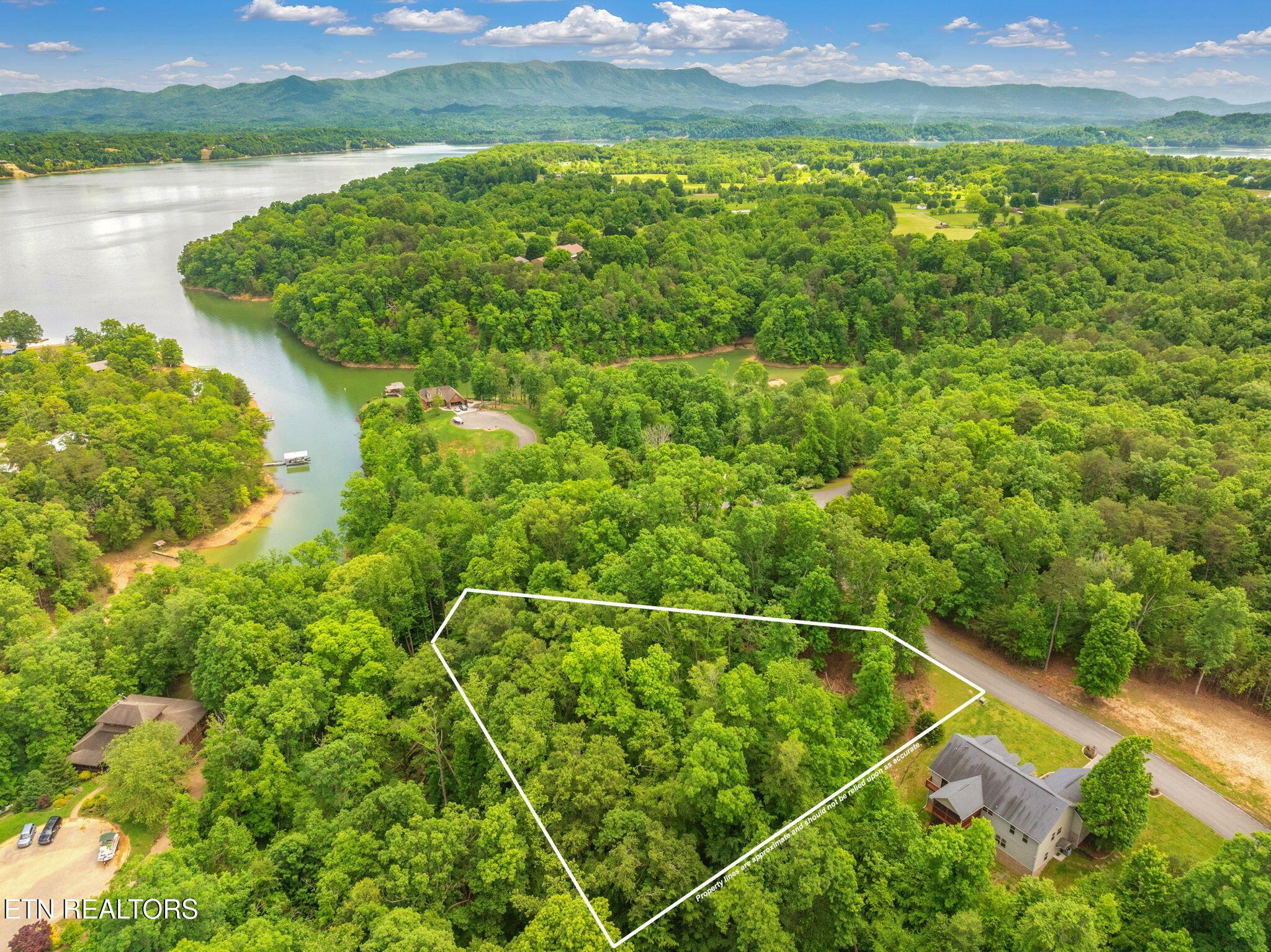 Lot 15 Waterstone Drive, Dandridge, TN - lhrmls-03031626 - LakeHomes.com