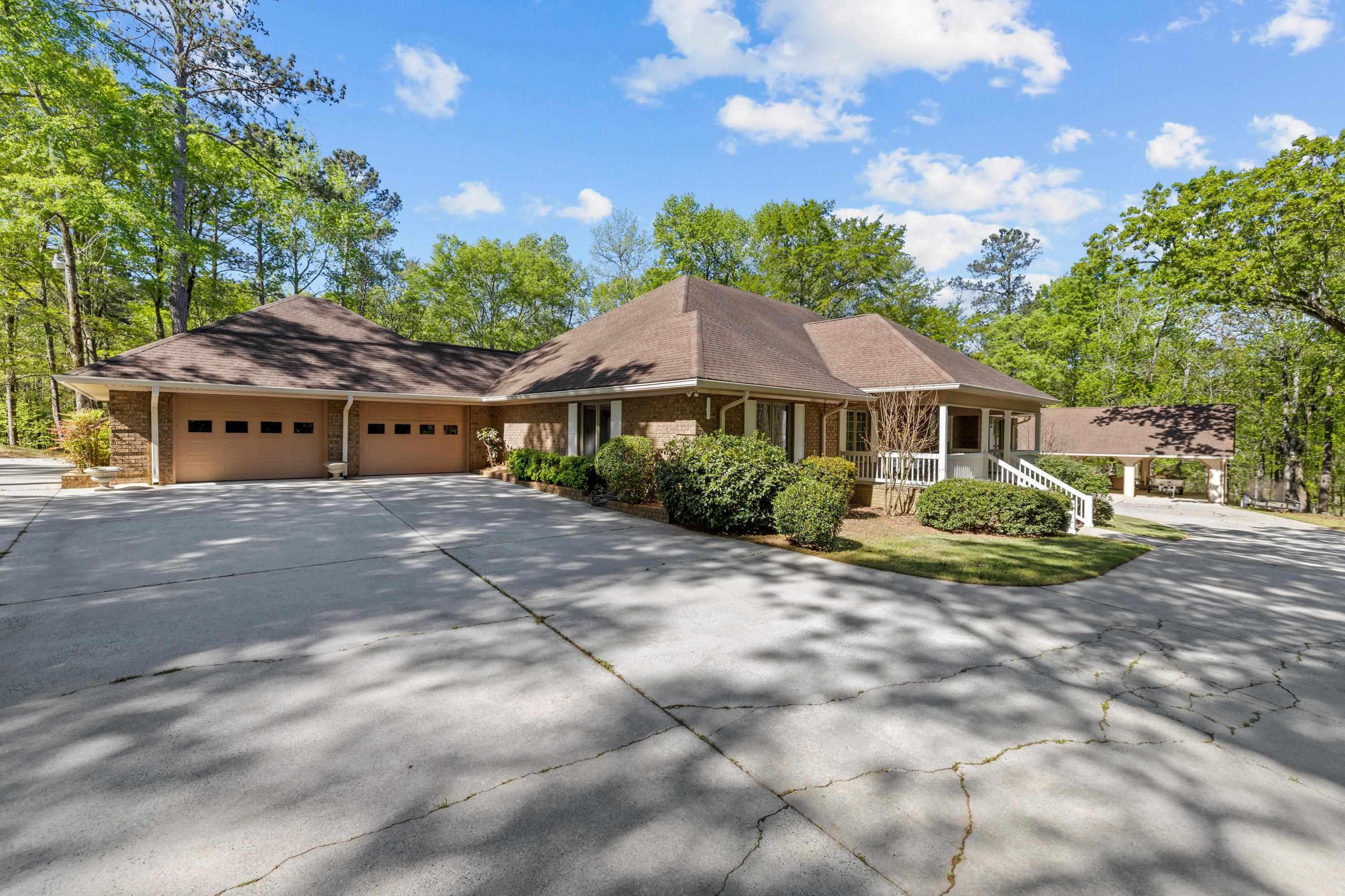 2090 NE NORTH JEFFERSON STREET, Milledgeville, GA - lhrmls-02108350 ...