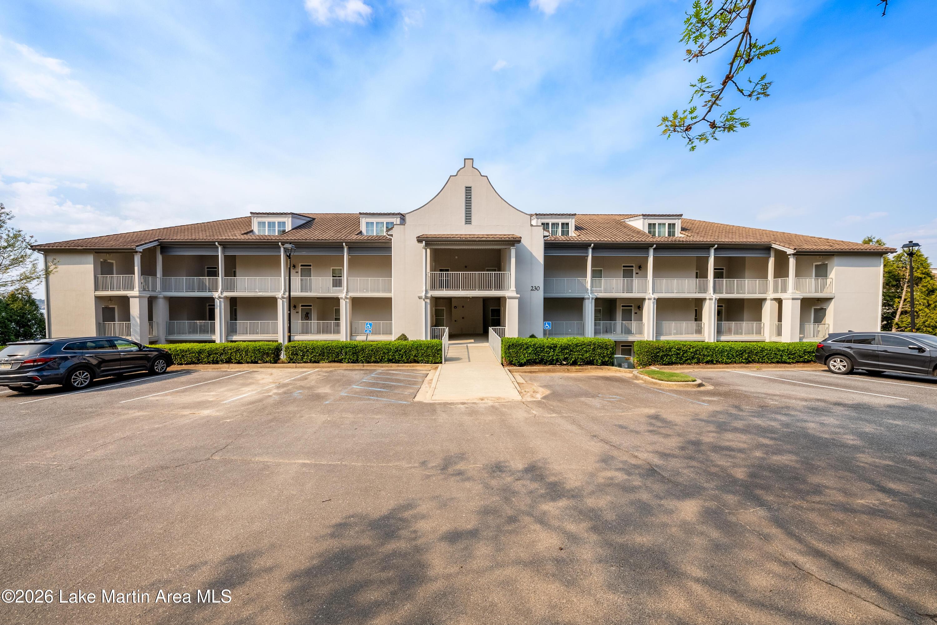 230 Crowne Pointe Rd, Dadeville, AL - lhrmls-03973230 - LakeHomes.com
