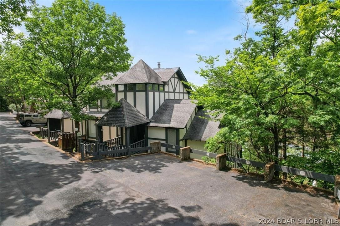 608 Moongate Drive, Osage Beach, MO - lhrmls-02174626 - LakeHomes.com