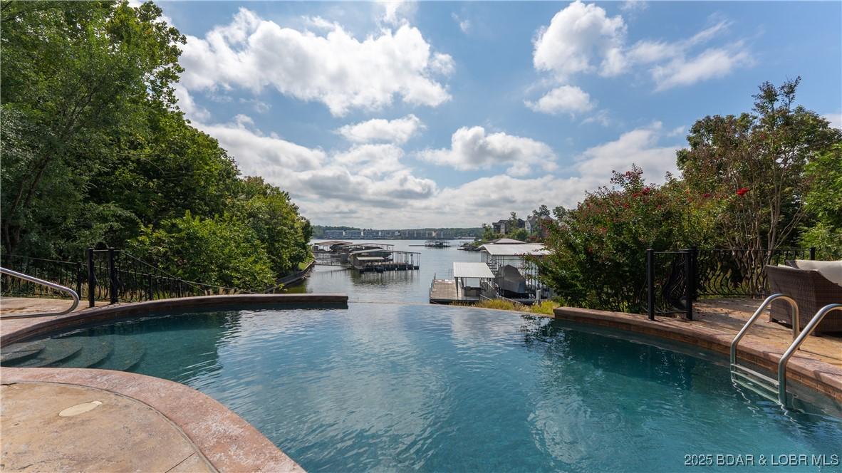 1180 Brookhaven Lane, Sunrise Beach, MO - lhrmls-03487457 - LakeHomes.com