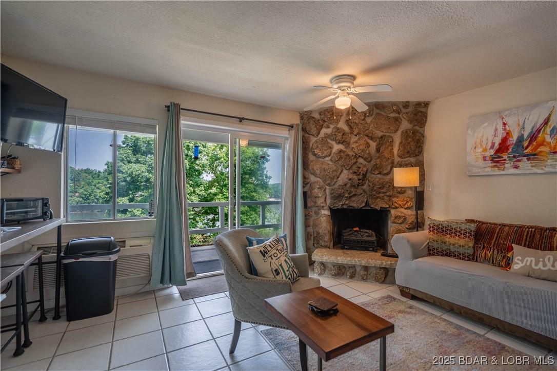 91 Wheelhouse Circle, Lake Ozark, MO - lhrmls-03131942 - LakeHomes.com