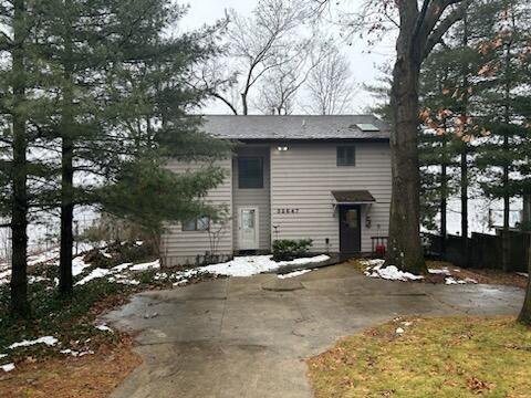 32647 Cable, Dowagiac, MI - lhrmls-01999482 - LakeHomes.com