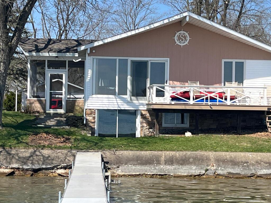 575 Pearl Beach N, Coldwater, MI - lhrmls-01595788 - LakeHomes.com