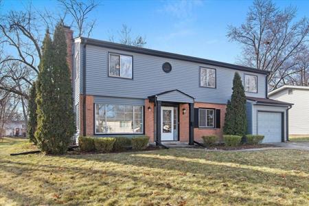 Diamond Lake Illinois Lake Homes For Sale and Diamond Lake Illinois ...