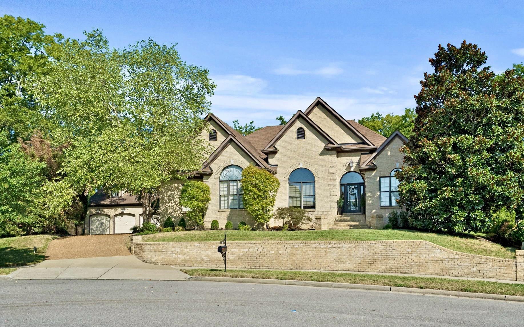 106 Stalbridge Ct, Gallatin, TN - lhrmls-02081179 - LakeHomes.com