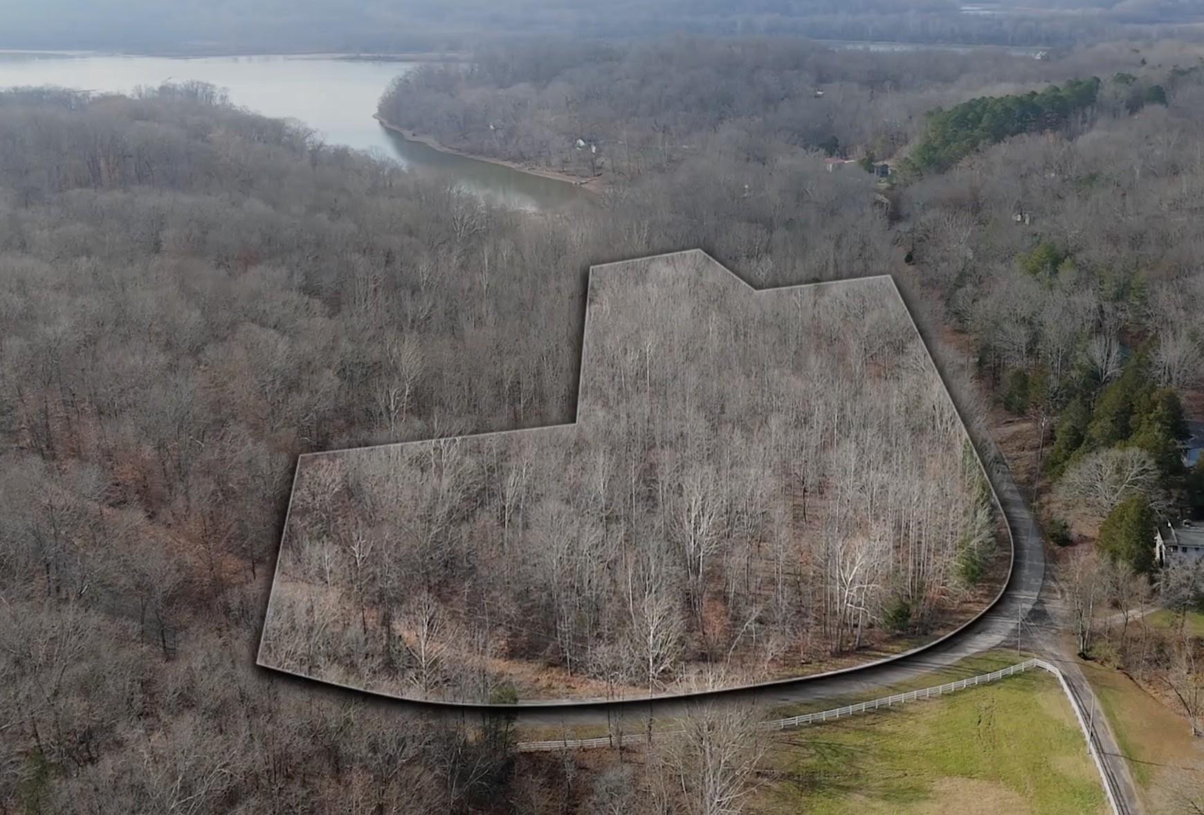 0 Tobaccoport Rd, Bumpus Mills, TN - lhrmls-03630738 - LakeHomes.com