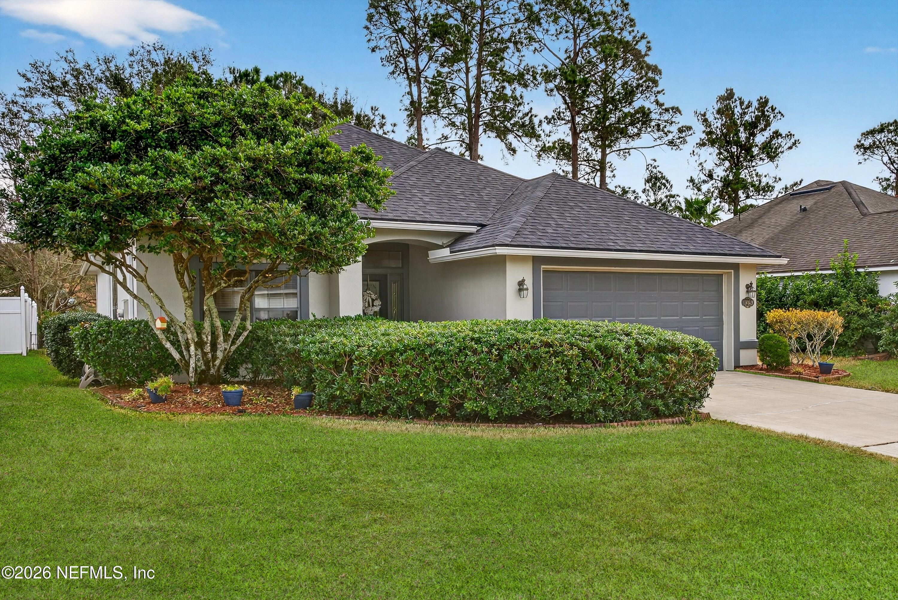 13863 DEVAN LEE Drive E, Jacksonville, FL - lhrmls-03771544 - LakeHomes.com