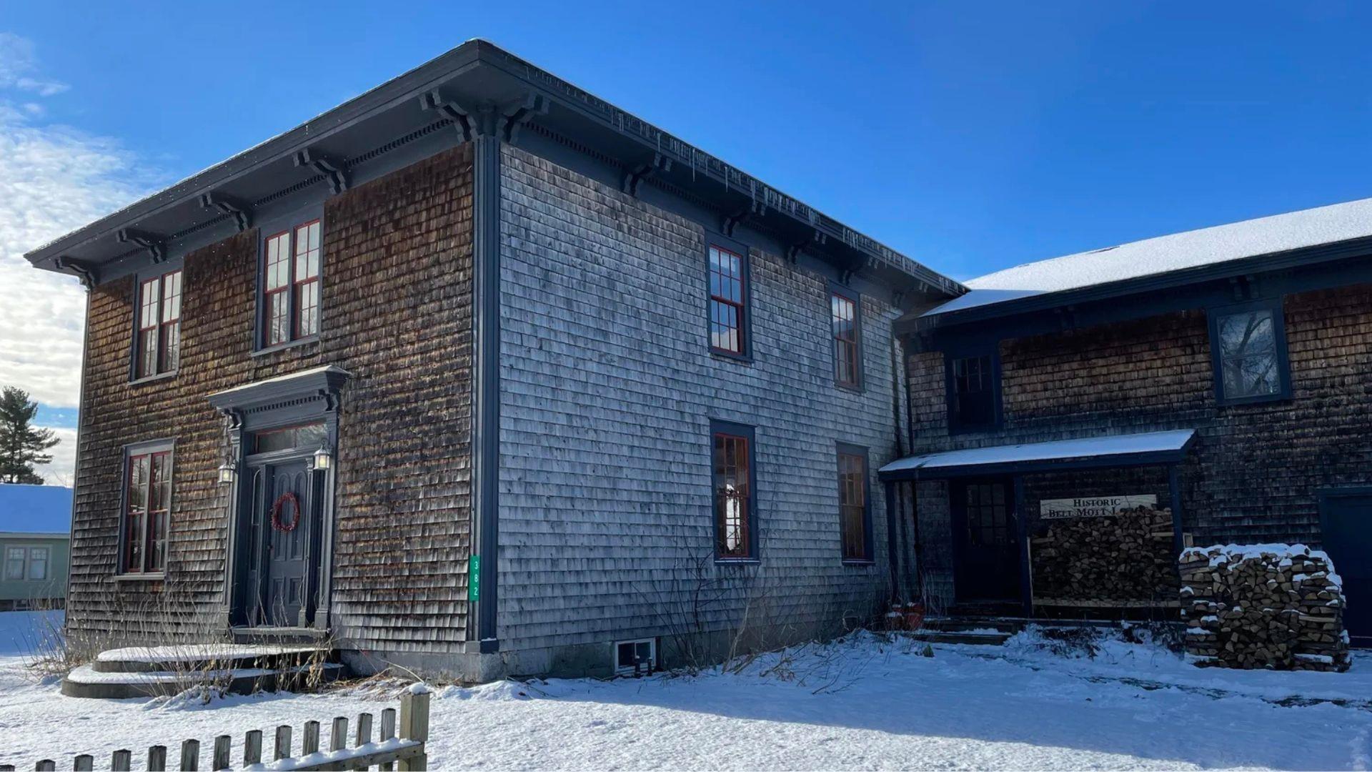 382 South Main Street, Alburgh, VT - lhrmls-03656008 - LakeHomes.com