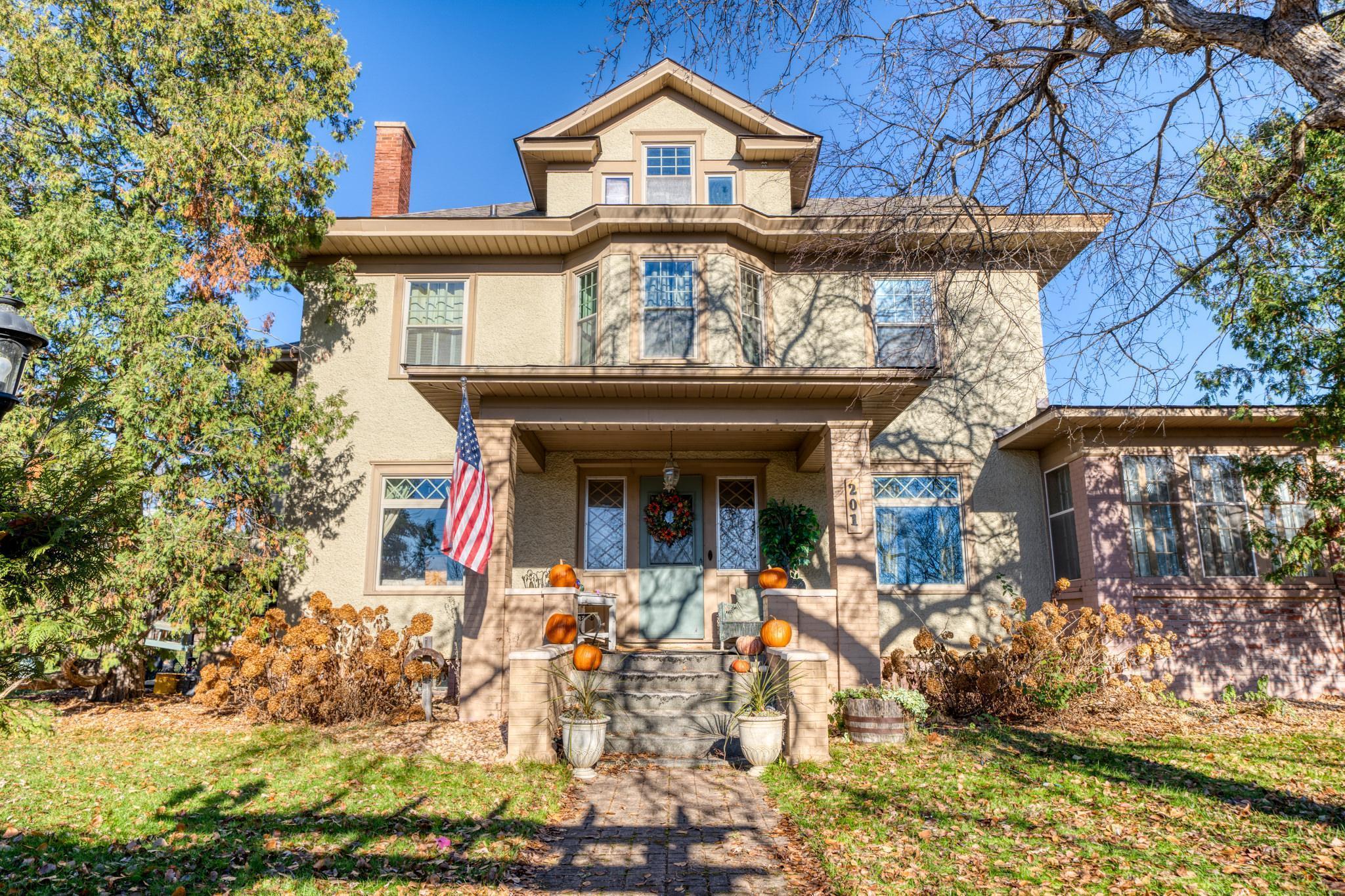 201 Cole, Coleraine, MN - lhrmls-01904668 - LakeHomes.com