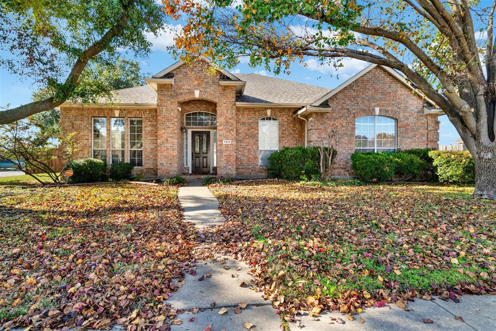 7313 Silverthorn Drive, Rowlett, TX - lhrmls-02637382 - LakeHomes.com