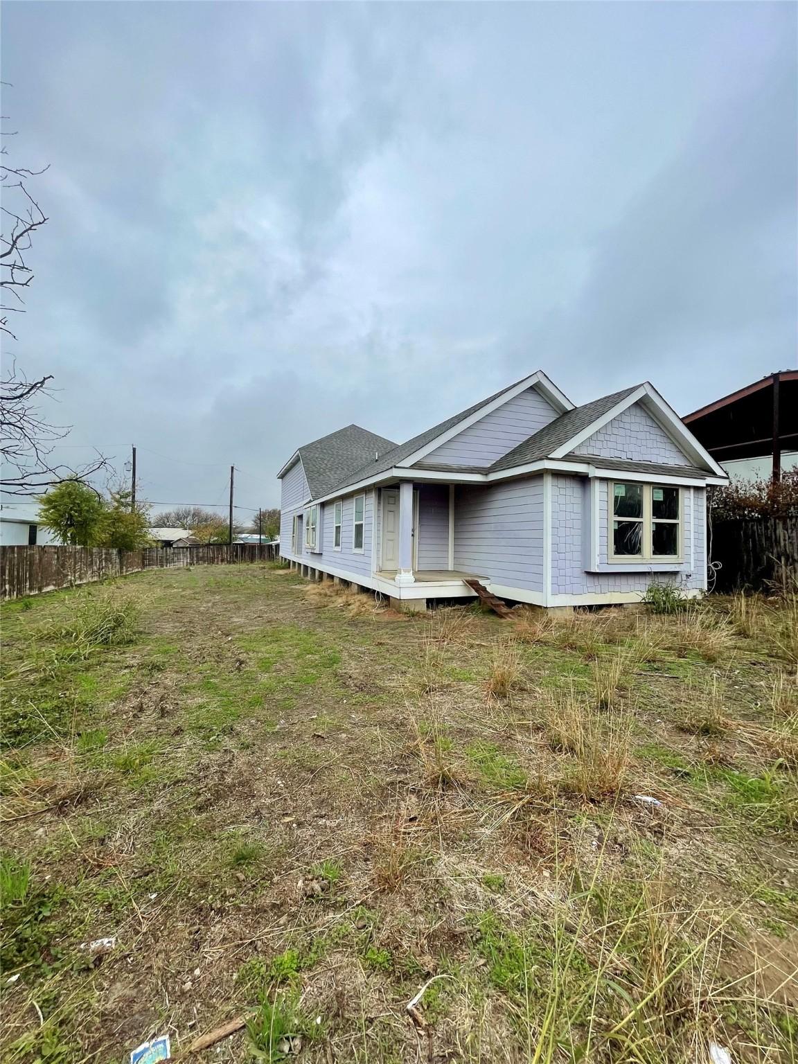 2980 Crest Pointe Drive, Little Elm, TX - lhrmls-02591088 - LakeHomes.com