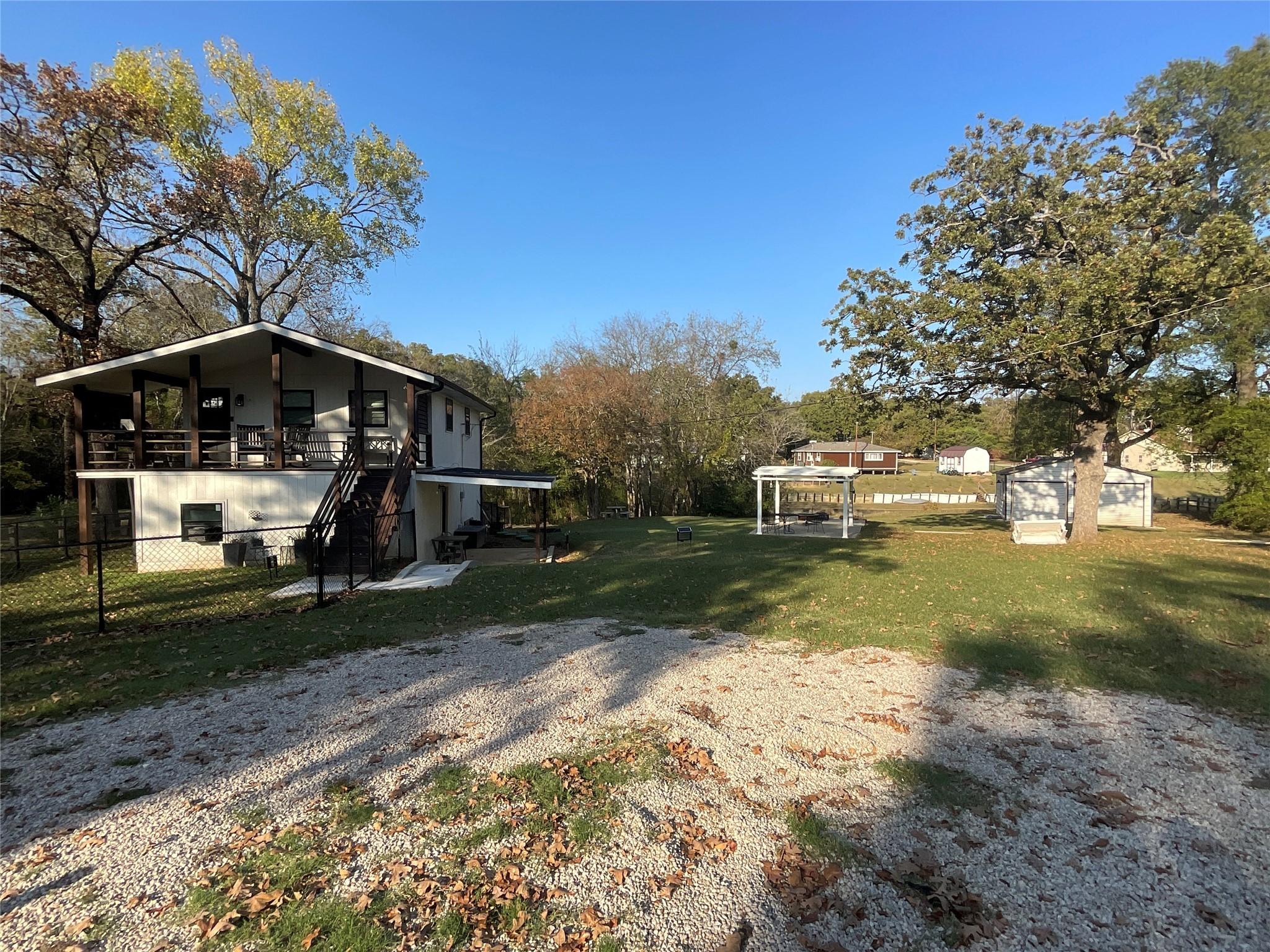 1108 Maloma Court, Tool, TX - lhrmls-03637110 - LakeHomes.com