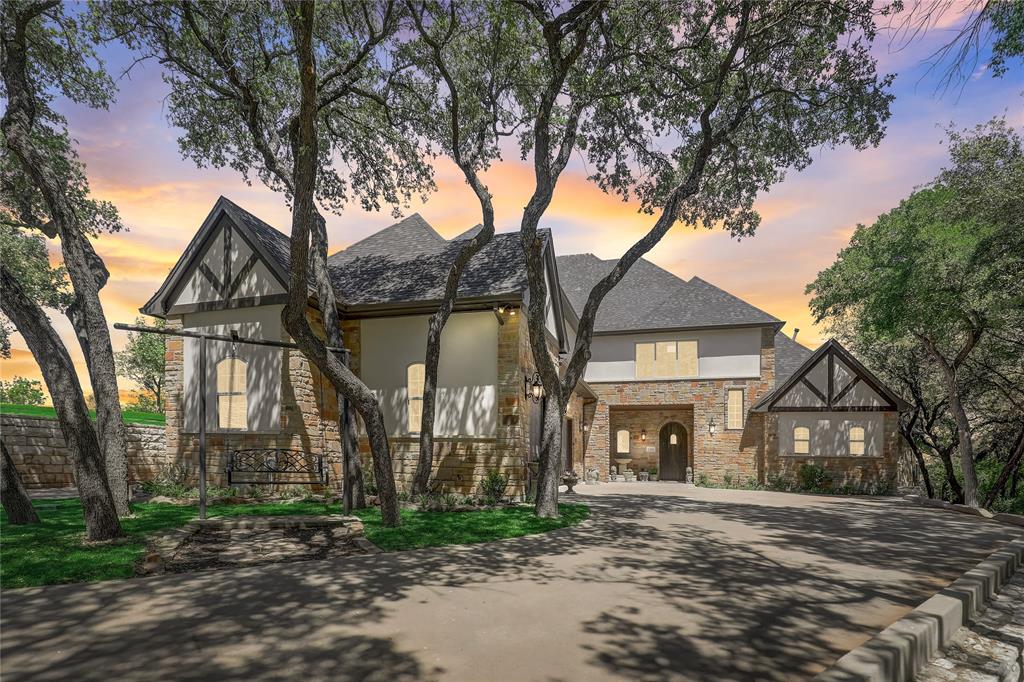 2305 Alexa Court, Granbury, TX - lhrmls-02117657 - LakeHomes.com