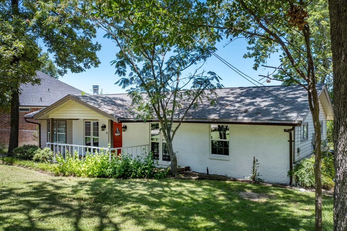 1120 Royal Way, Tool, TX - lhrmls-03269605 - LakeHomes.com