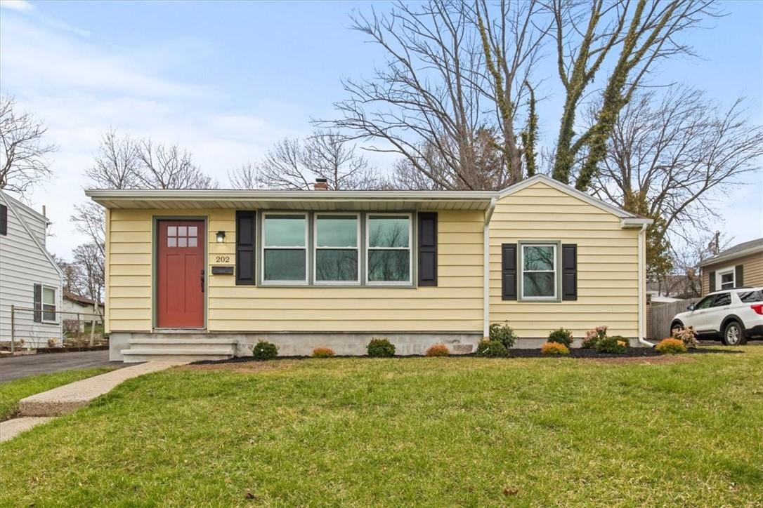 202 Ingomar Drive, Greece, NY - lhrmls-02075484 - LakeHomes.com