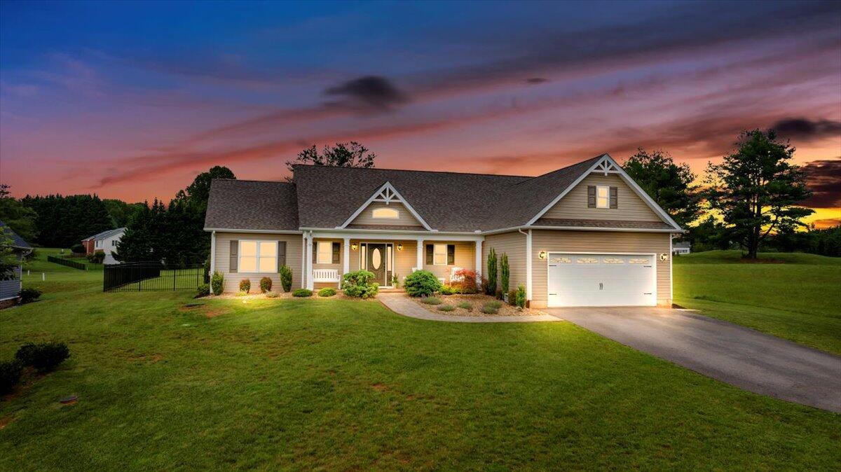 156 Bentgrass DR, Hardy, VA - lhrmls-03138977 - LakeHomes.com