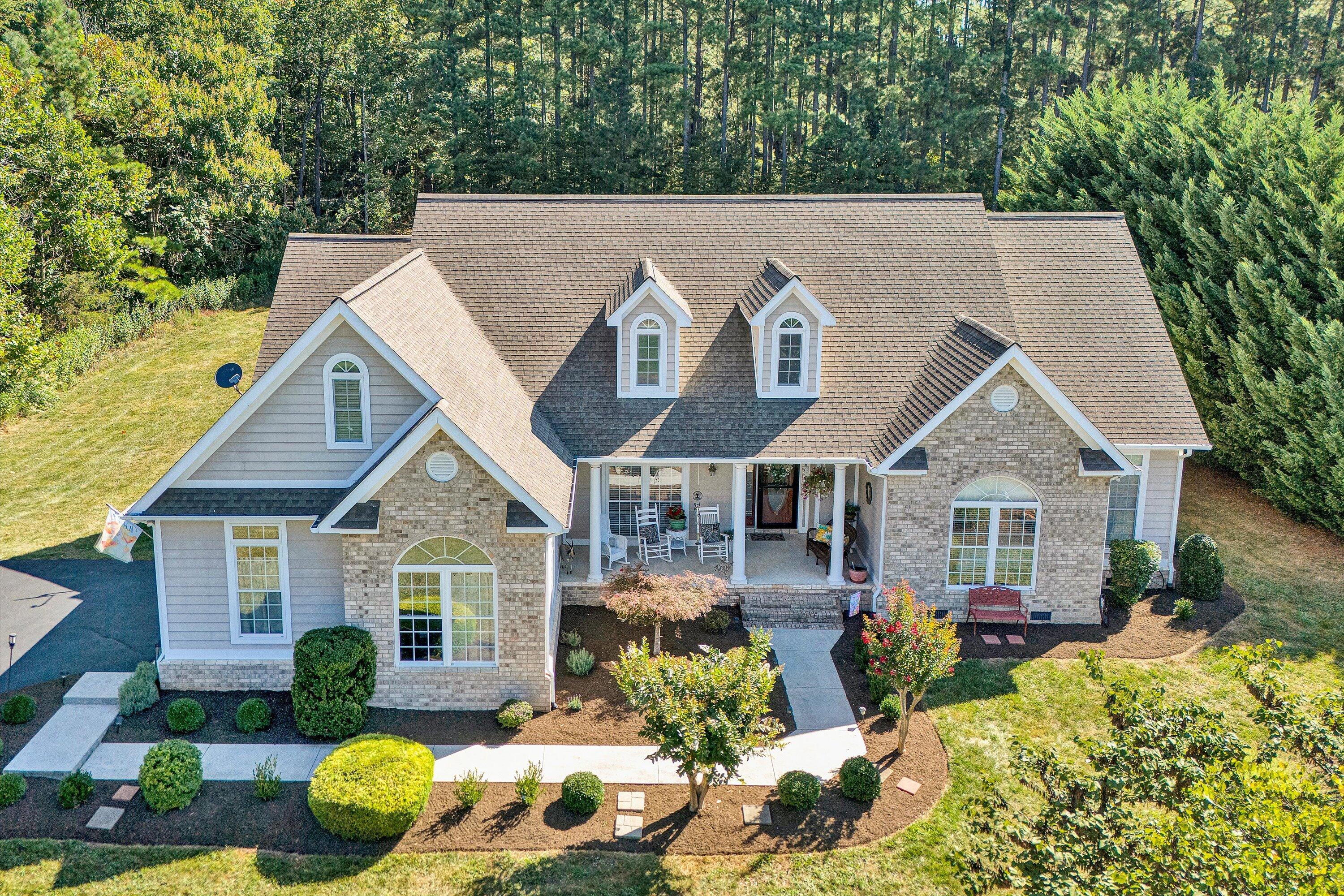54 Sunview CIR, Moneta, VA - lhrmls-03401239 - LakeHomes.com