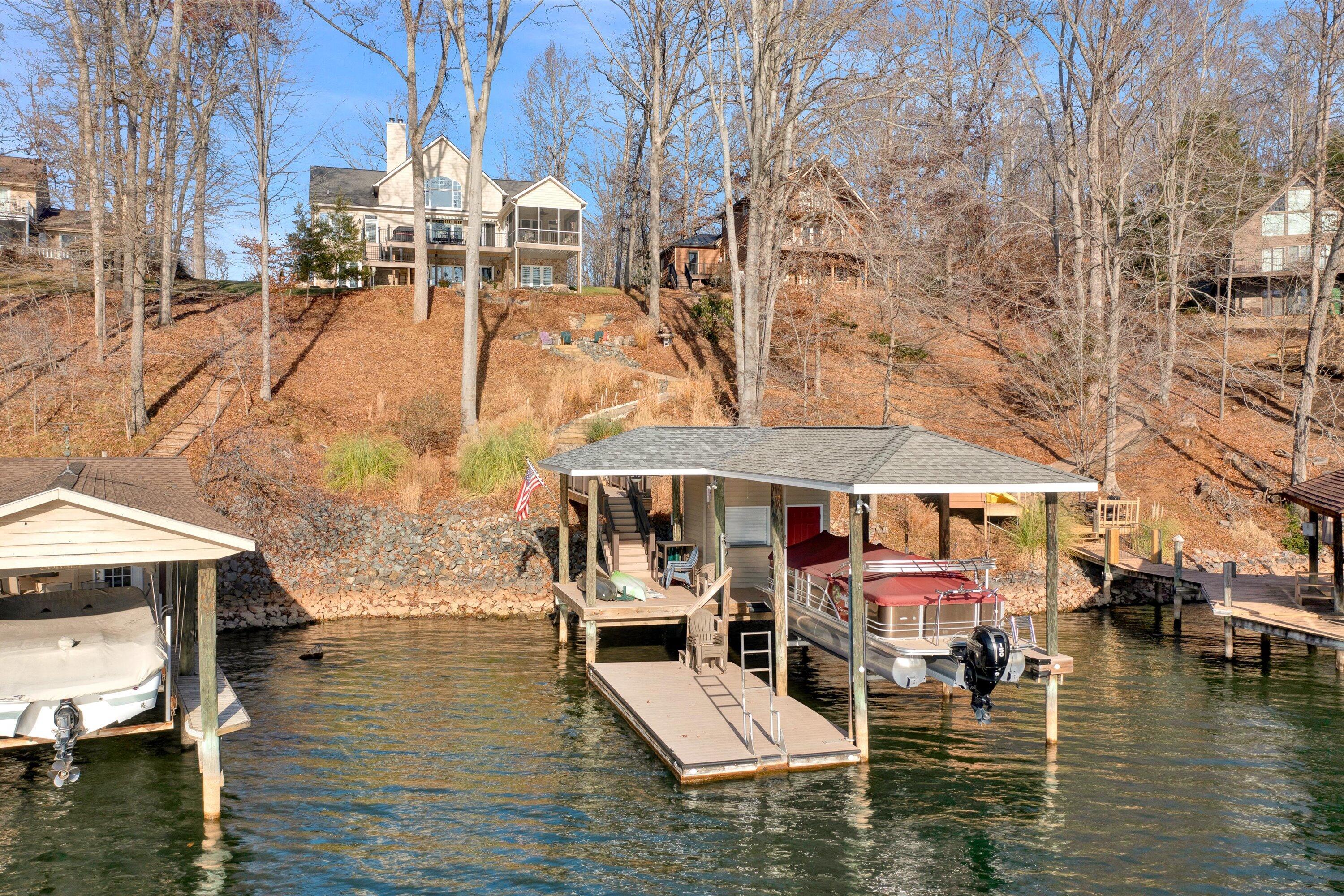 3044 Timberwood LN, Moneta, VA - lhrmls-02013995 - LakeHomes.com