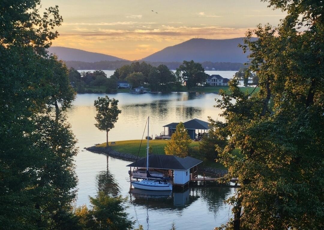 Lot 51 Compass Cove CIR, Moneta, VA - lhrmls-01827455 - LakeHomes.com