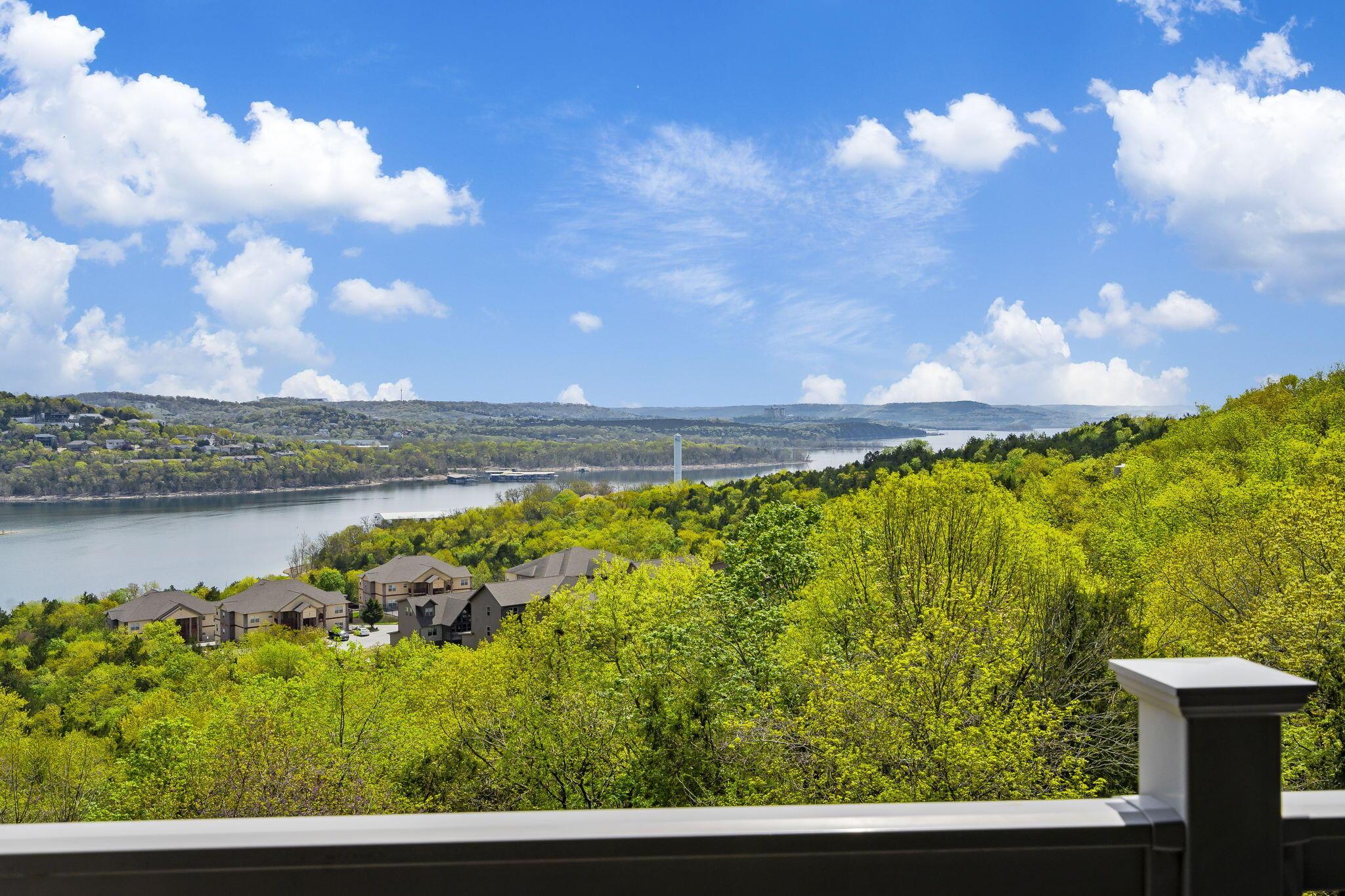 4 Treehouse Lane, Branson, MO - lhrmls-01824920 - LakeHomes.com