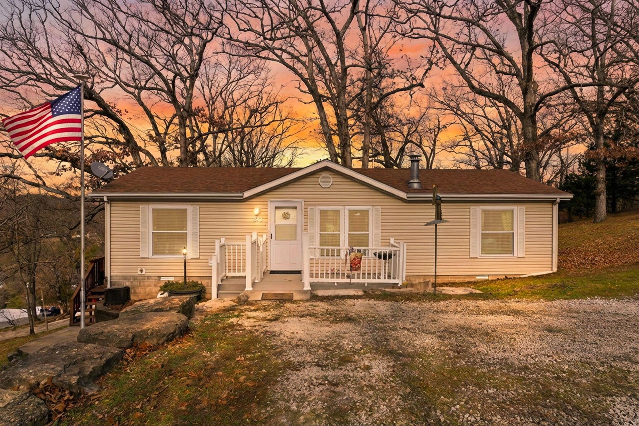 30 Hidden Bluff Road, Blue Eye, MO - lhrmls-03677147 - LakeHomes.com