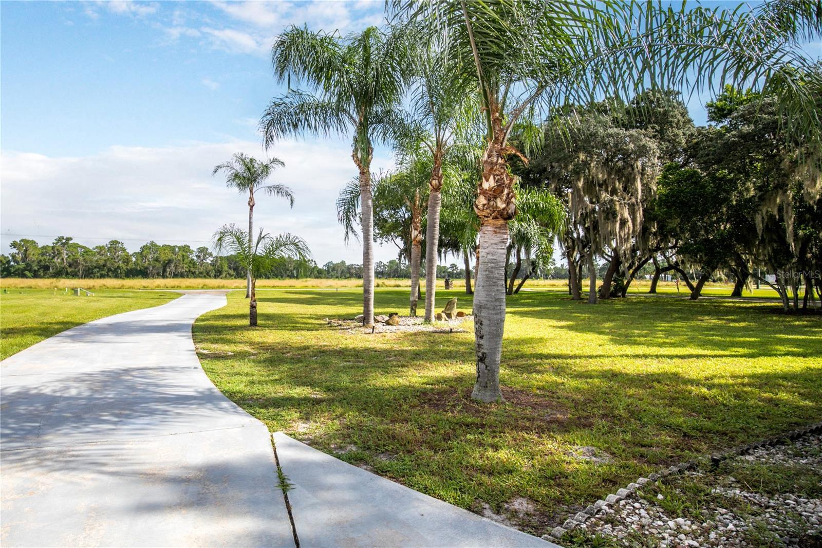 35247 HARBOR SHORES ROAD, LEESBURG, FL - lhrmls-03440787 - LakeHomes.com