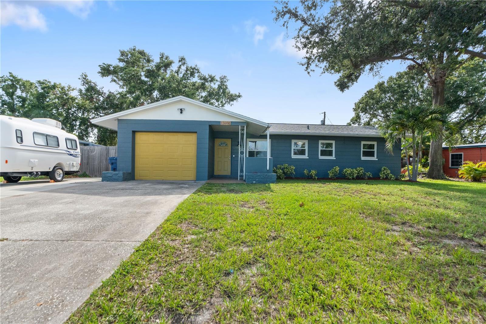 11608 108TH STREET, LARGO, FL - lhrmls-03190027 - LakeHomes.com