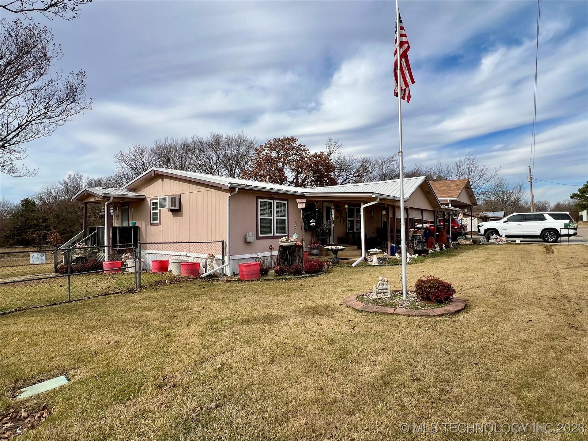27 Aster Drive, Mead, OK - lhrmls-03722856 - LakeHomes.com