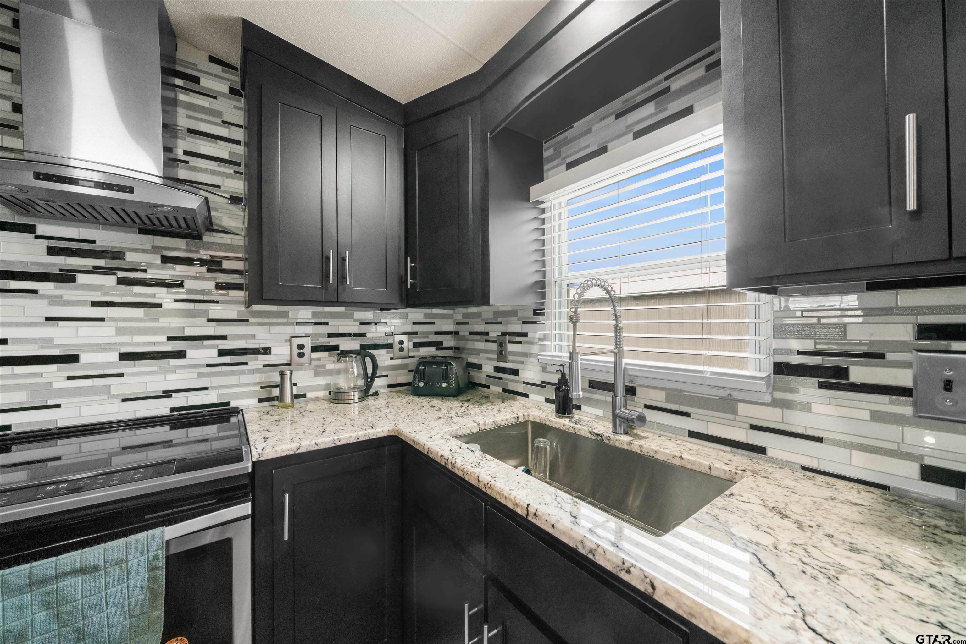 1322 Red Bud Circle, Bullard, TX - lhrmls-02159202 - LakeHomes.com