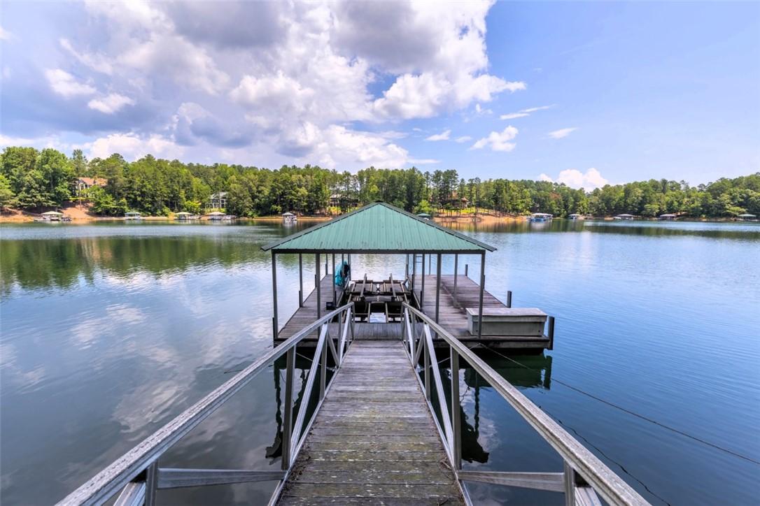 557 Riverstone Drive, Salem, SC - lhrmls-02288847 - LakeHomes.com