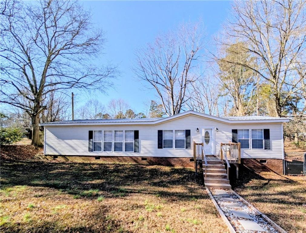 110 Crosby Drive, Fair Play, SC - lhrmls-03744117 - LakeHomes.com