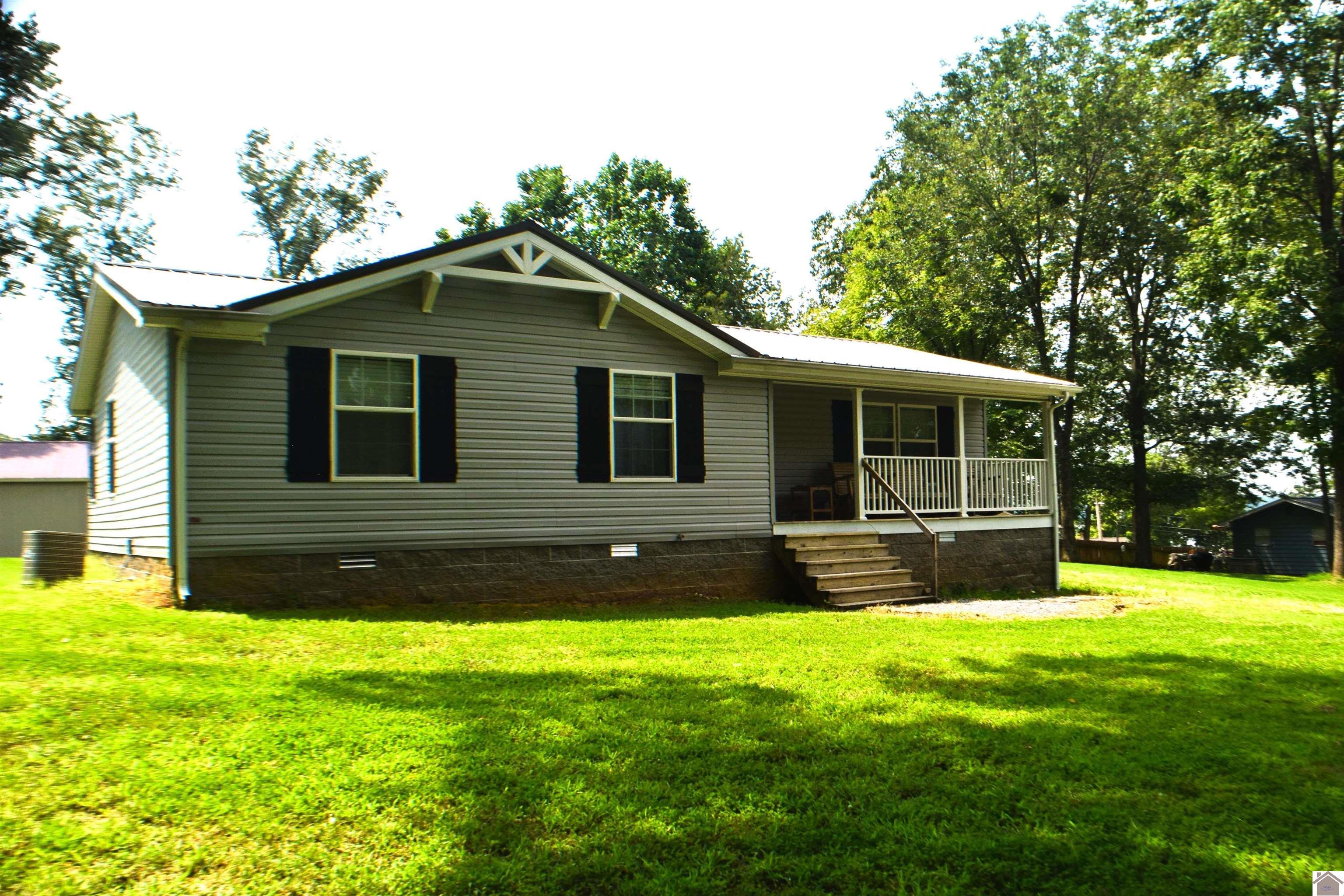 255 Carol Drive, Cadiz, KY - lhrmls-01774147 - LakeHomes.com